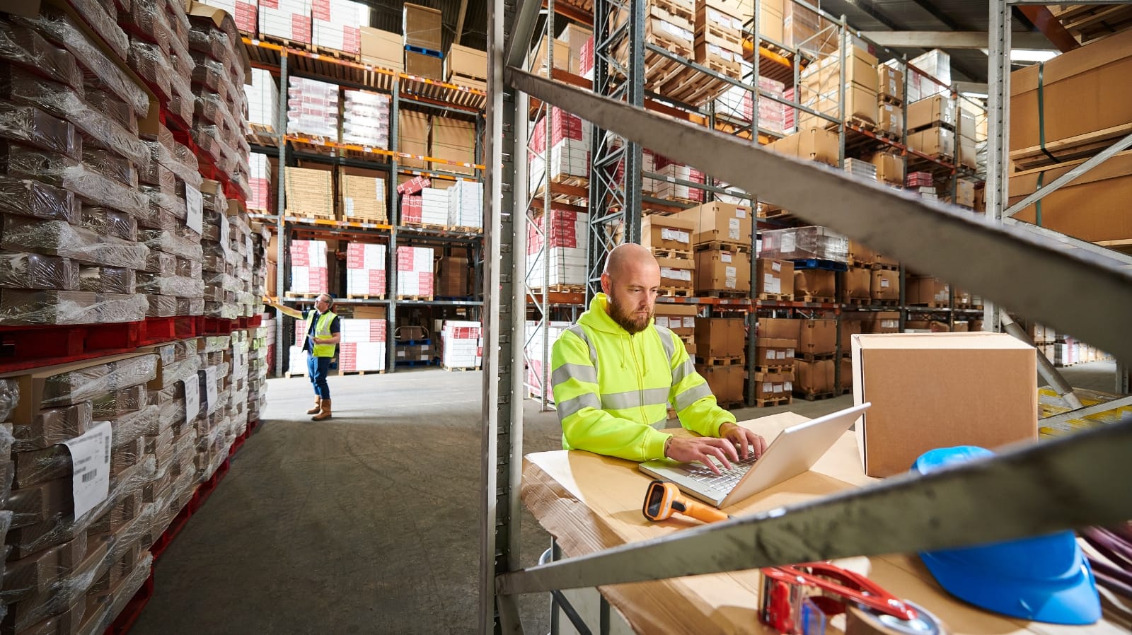 UK Warehousing & Stock Control - WorldTide